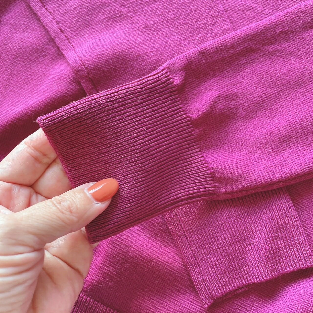 【綾瀬はるかさんCM】ユニクロでセーターを購入！家で洗濯できるよ！144cmが本気でレビュー | U150（アンダー150）小柄が魅力になる。